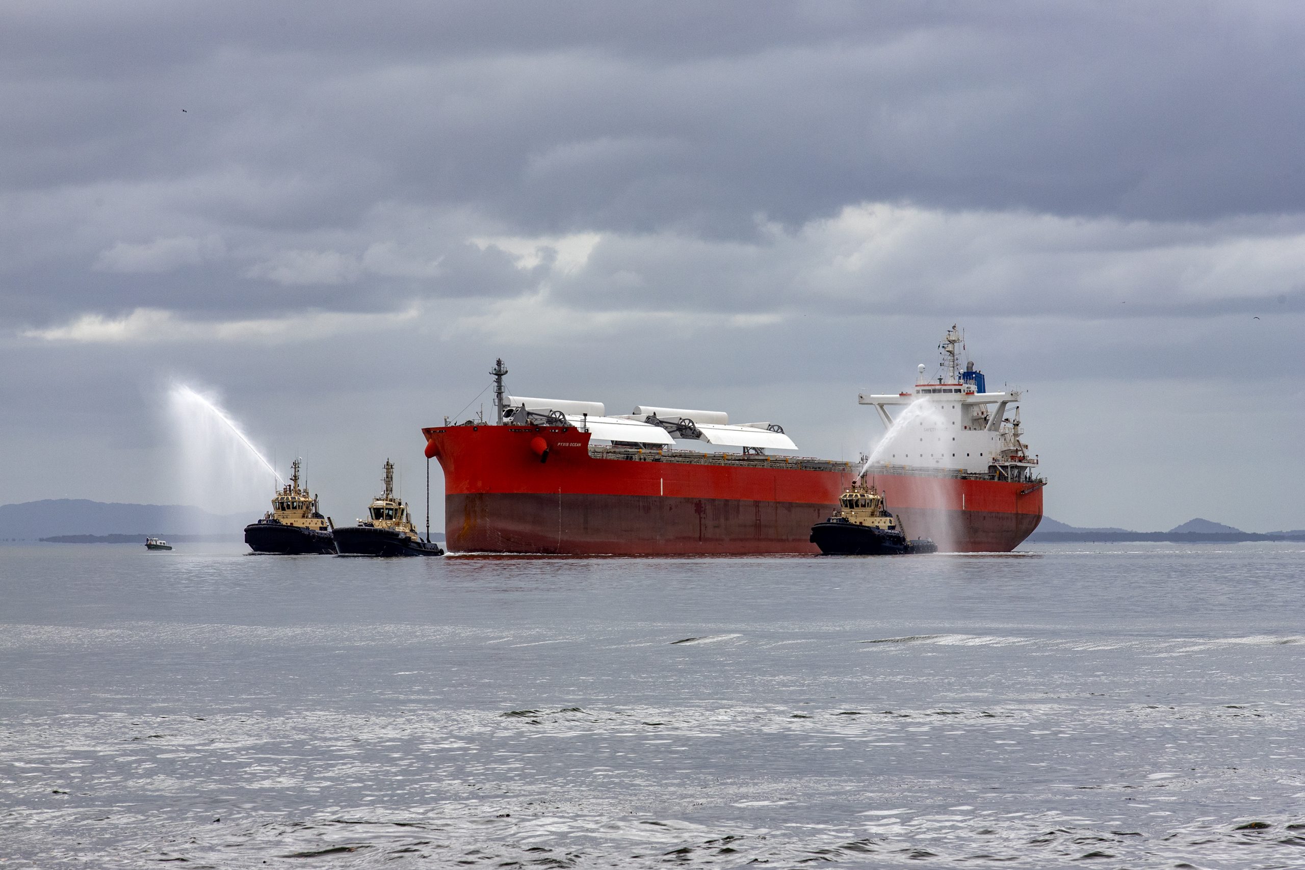 Porto de Paranaguá recebeu primeiro navio "verde" do mundo - MAIS SOJA ...